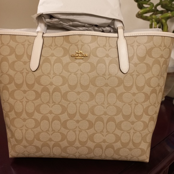 Coach | Bags | Coach Sig City Tote Bag | Poshmark